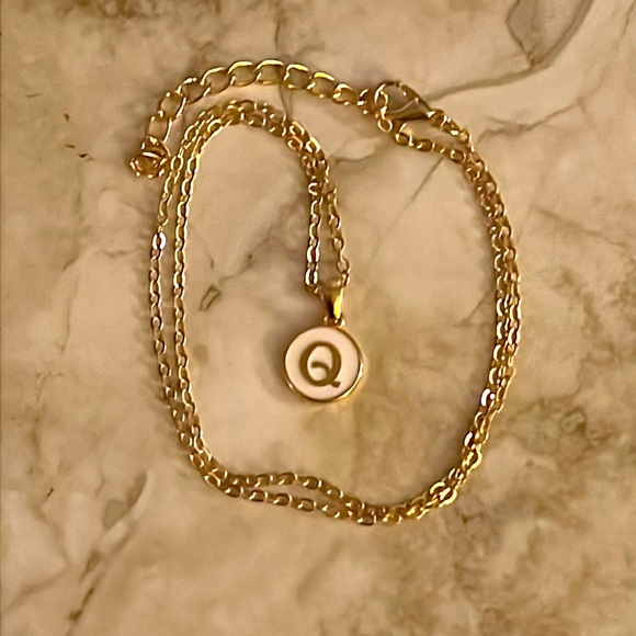 Tamera’s Creations | Jewelry | Q Letter Necklace | Poshmark